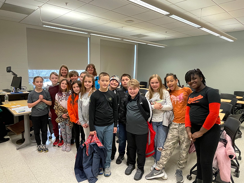 Elementary students participate in 12th annual Battle of the Books ...