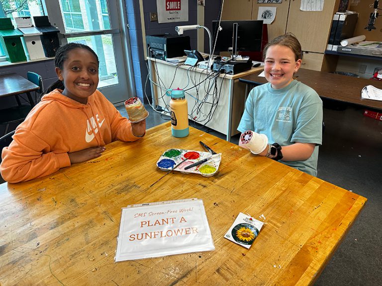 Middle school students participate in National Screen Free Week ...